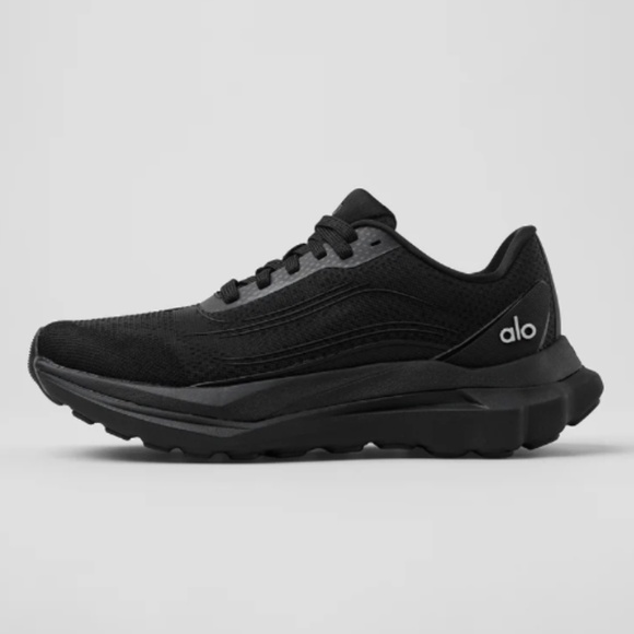 ALO Yoga | Shoes | Alo Runner Color Black Unisex Size Us M85w | Poshmark